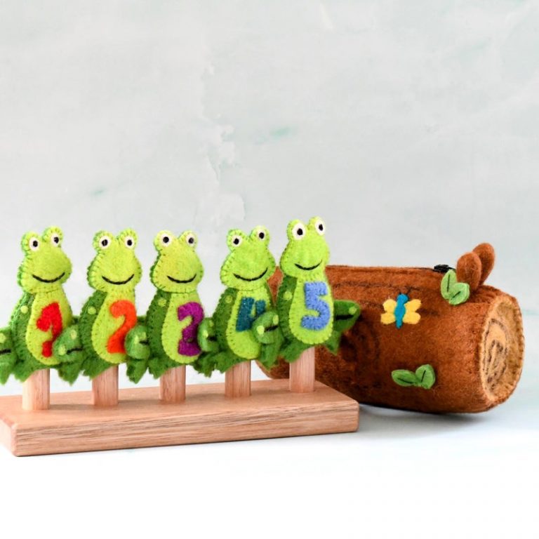 Finger puppet set- 5 Little Speckled Frogs - Below The Willow Tree